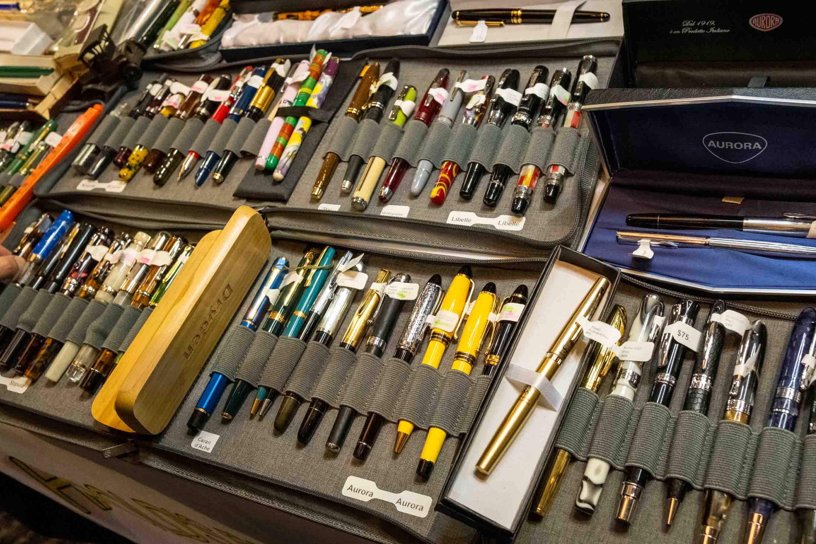 OMOI Visits the Philly Pen Show – Omoi Life Goods