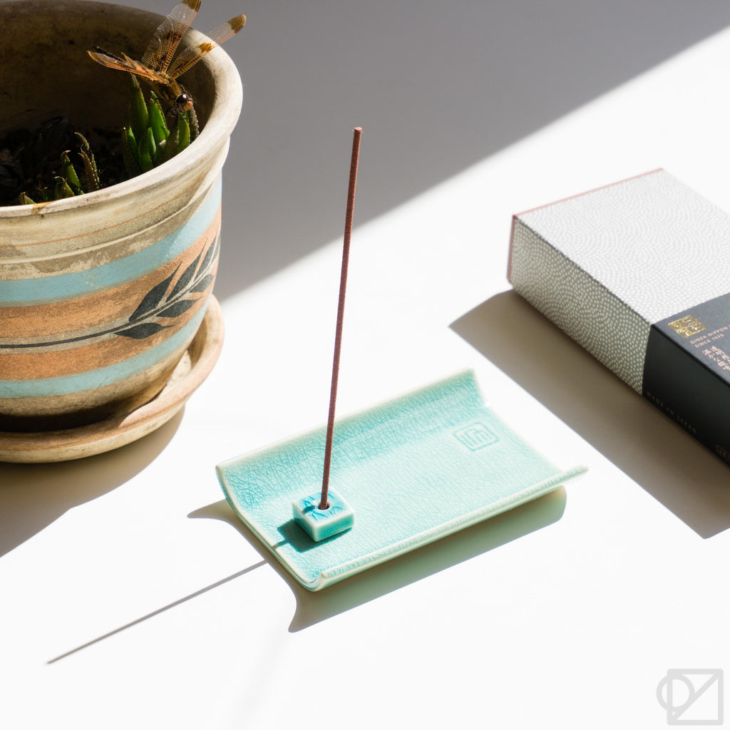 Yukari Plate Incense Burner Green – Omoi Life Goods